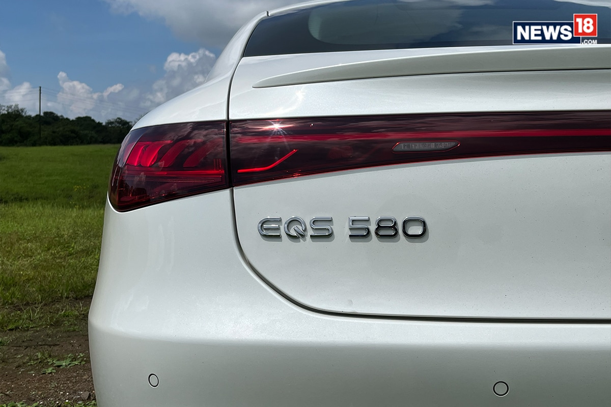 Mercedes-Benz EQS 580 in Pics: See Design, Features, Interior and More ...