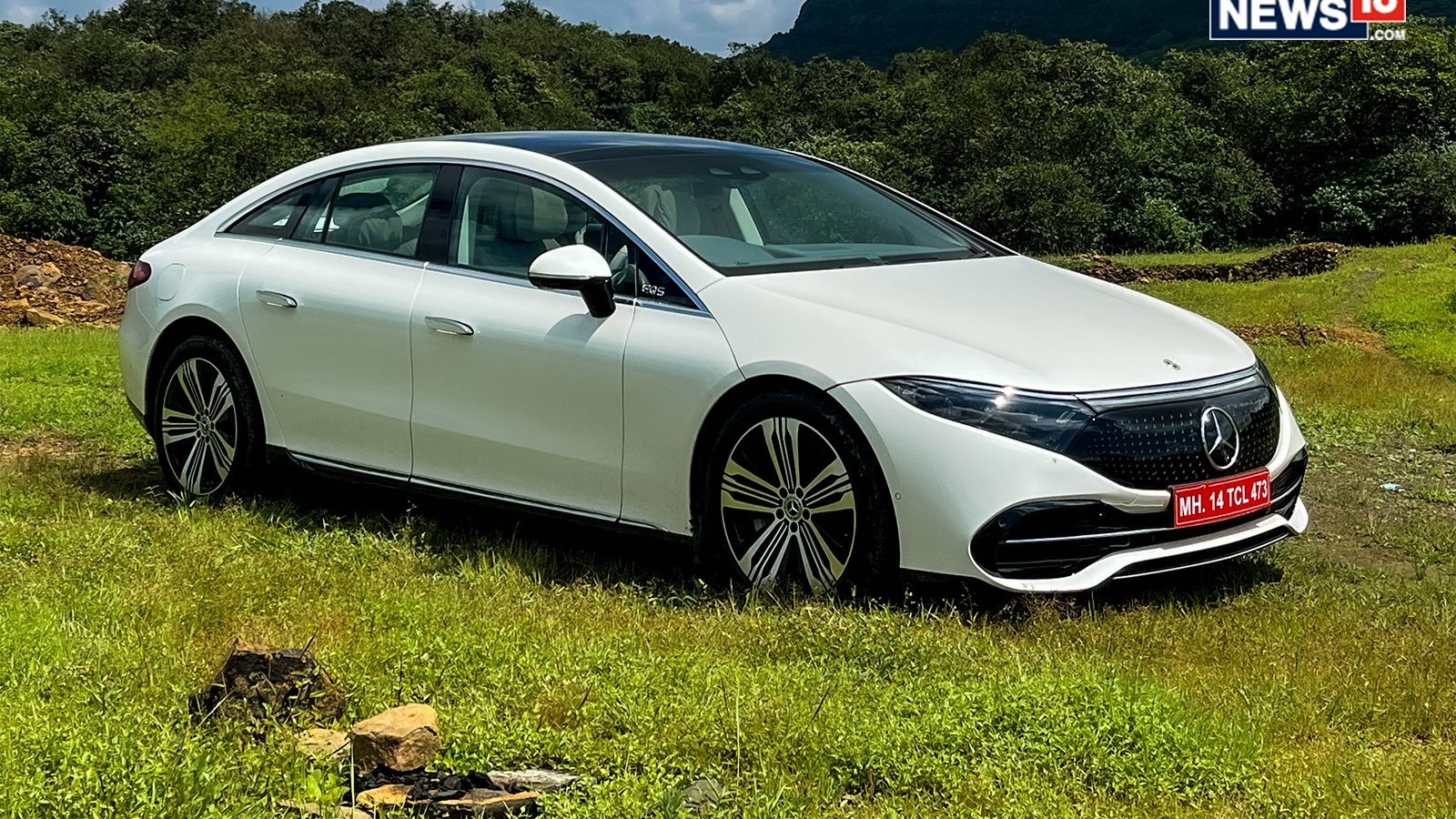 Mercedes-Benz Cuts Price of All-Electric EQE and EQS in China | Auto ...