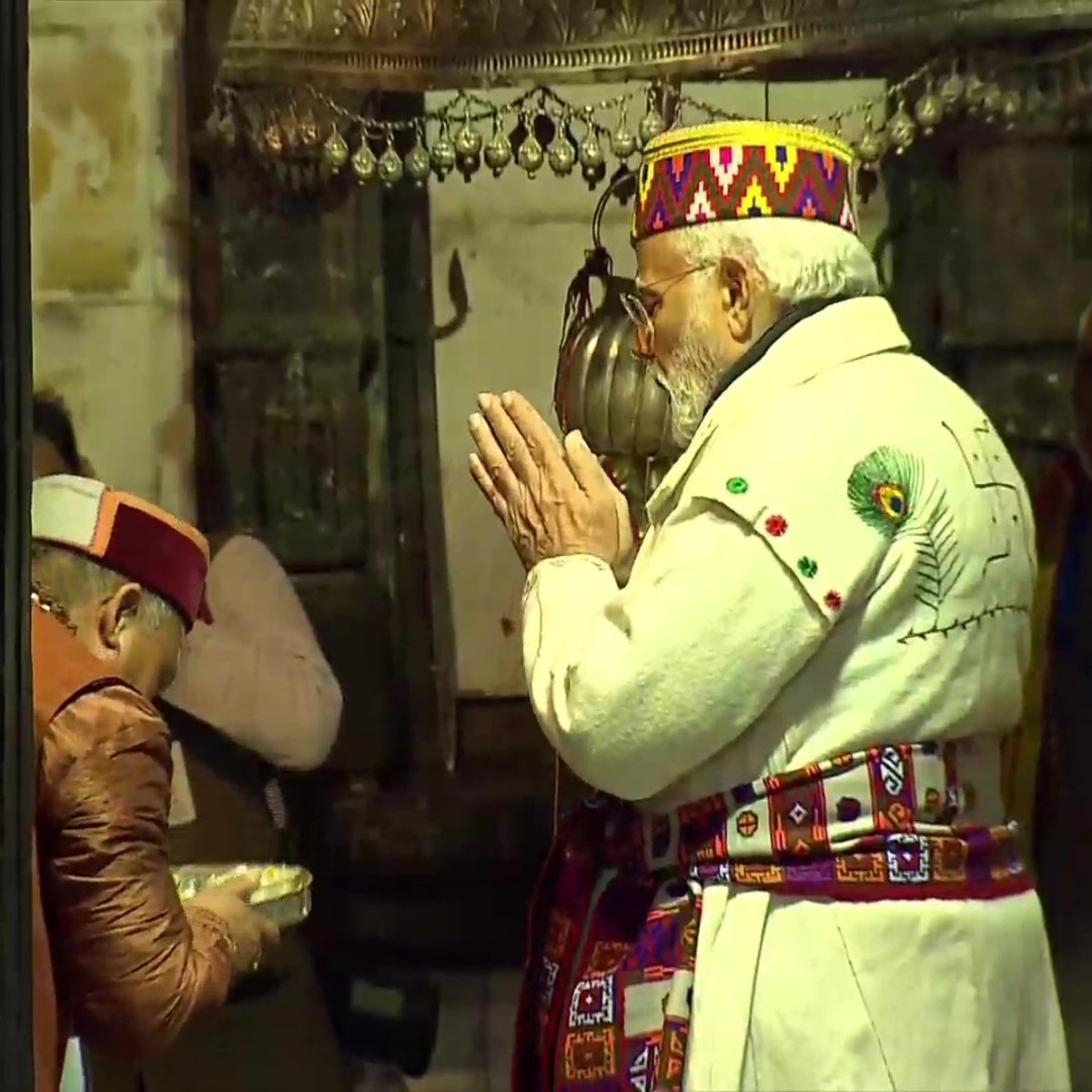 In Pics | PM Modi Offers Prayer Prayers at Kedarnath & Badrinath ...