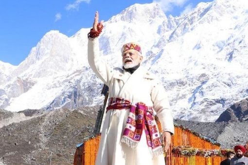 In Kedarnath, PM Modi Keeps Promise to Chamba Women, Dons Hand-Made ...