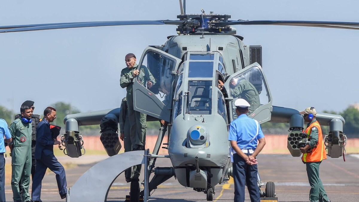 With Light Combat Chopper 'Prachand', India's Firepower at China, Pak ...