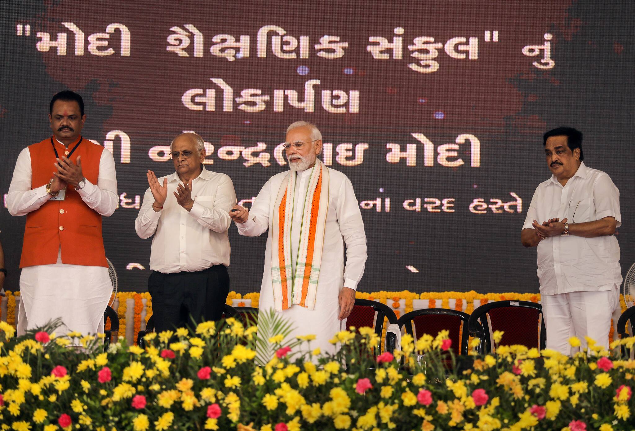 On a 3-Day Gujarat Visit, PM Modi Receives Rousing Welcome; Launches ...