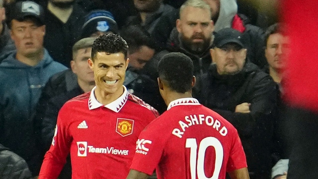 Marcus Rashford Shows He Can Fill Cristiano Ronaldo's Shoes as ...