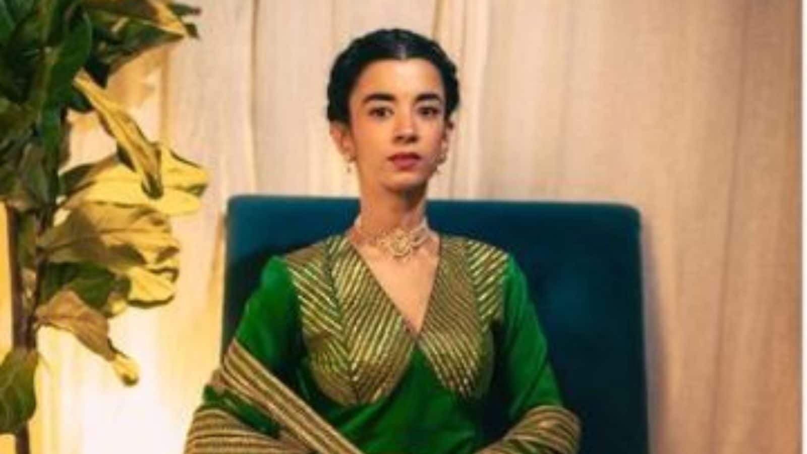 Saba Azad Calls Out Netizen Who Send Her 'Abundant Hate', Says 'Feel ...