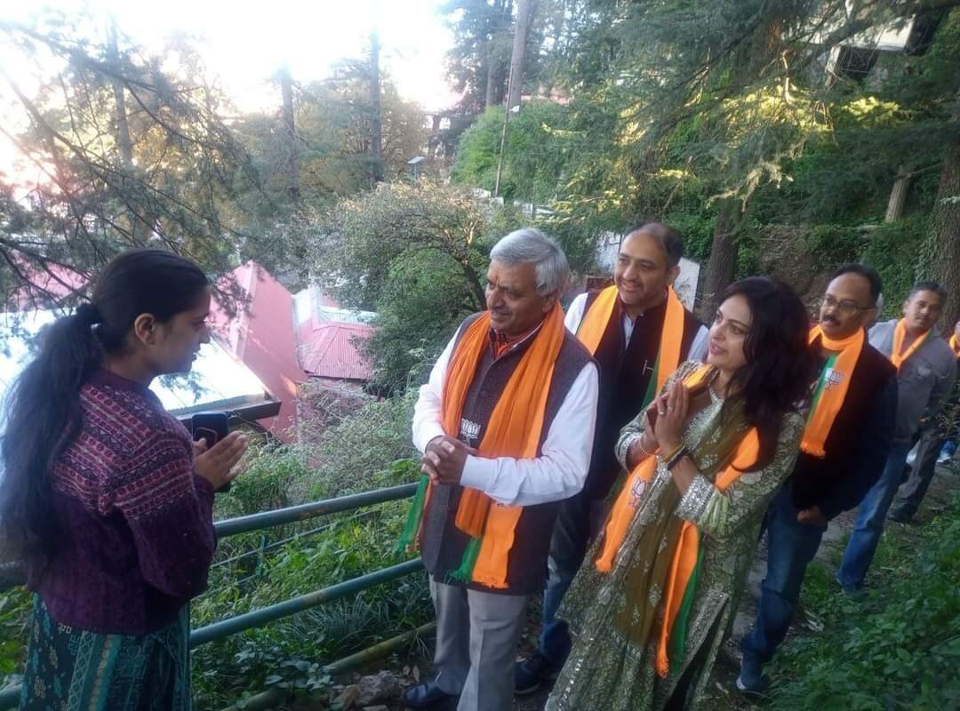 Do the Tea Leaves Spell Victory? Shimla Chai Seller and BJP Candidate ...