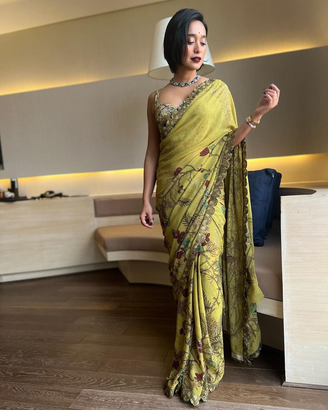 Sayani Gupta Leaves Netizens Impressed With Her Sartorial Sense Of