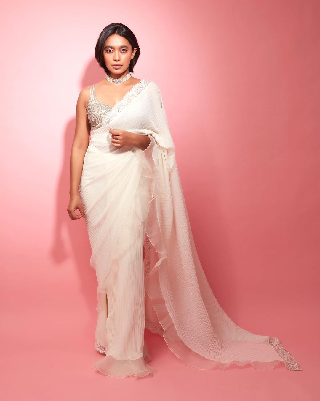 Sayani Gupta Leaves Netizens Impressed With Her Sartorial Sense Of ...