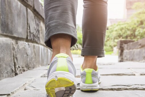 6 Health Benefits of Walking That You Should Know - News18