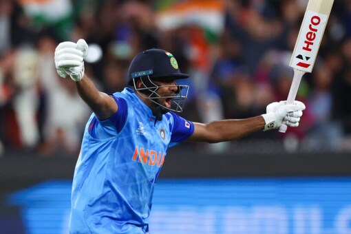 T20 World Cup: Ravichandran Ashwin Hits India's Winning Runs Against ...