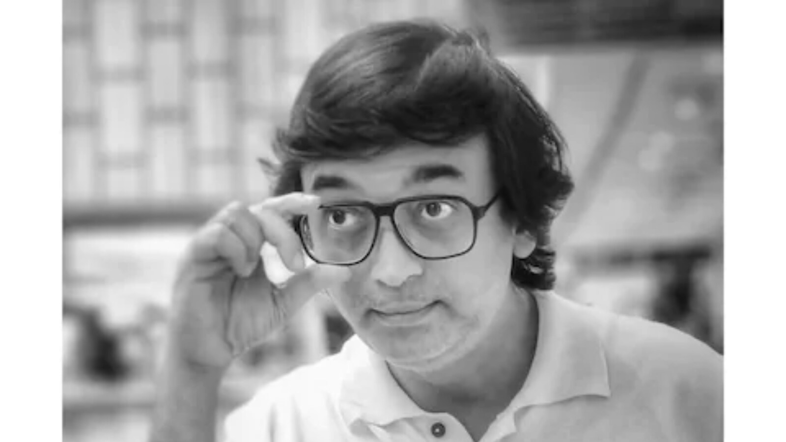 Viju Mane's Cryptic Political Post Gets Thumbs Up From Fans | Movies ...