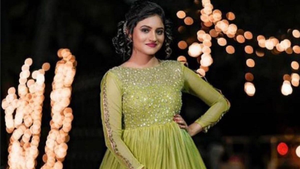 Kannadathi Actress Ranjini Raghavan a Shining Star in Lime-Green Gown ...
