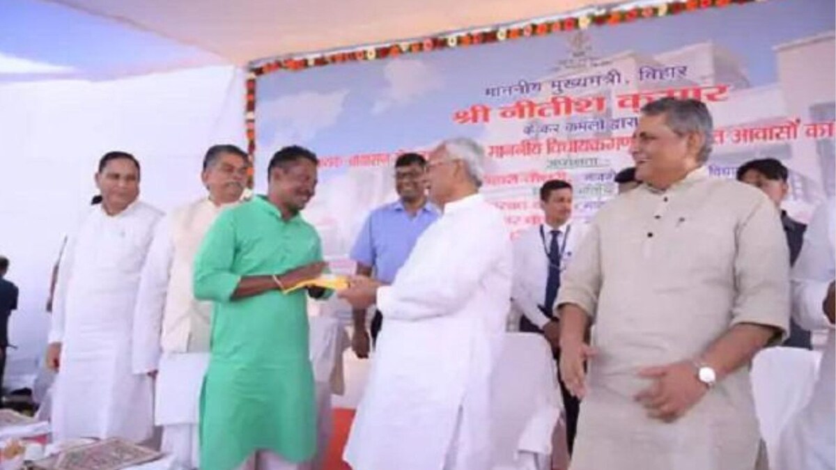 'Never Dreamt in My Life': Bihar's Poorest MLA Couldn't Hold Back Tears ...