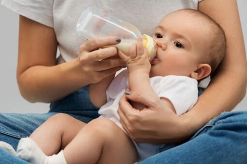 6 Reasons Why Your Newborn is Resisting Milk