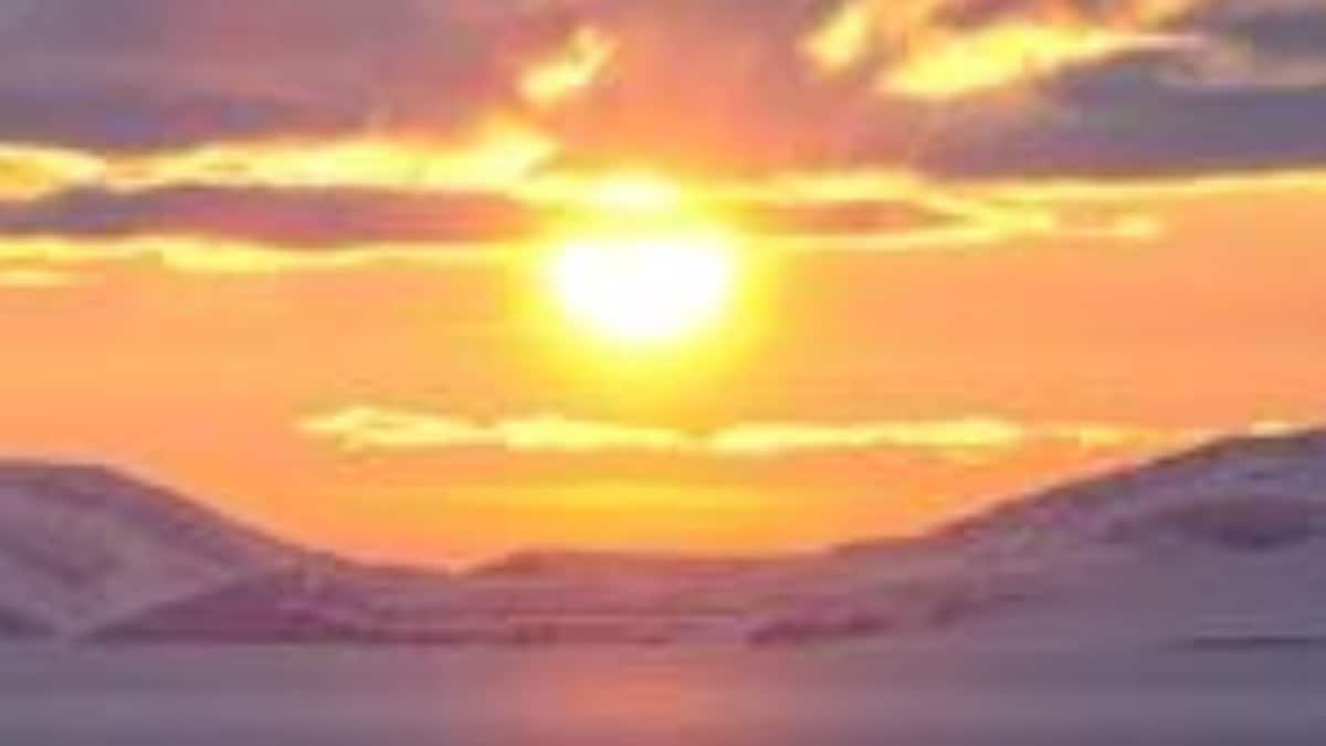 Top 5 magical Places From Where You Can See The Midnight Sun - News18