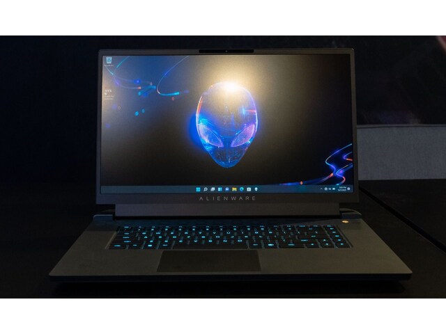 Dell Alienware m15 R7 With Ryzen 7 6800H Launched In India: Price ...