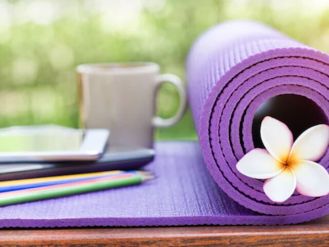 What Kind of Mats Are Used for Yoga And Why Are They Necessary? Find ...