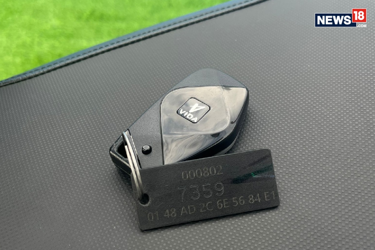 Hero Vida V1 Electric Scooter in Pics: See Design, Features and More in ...