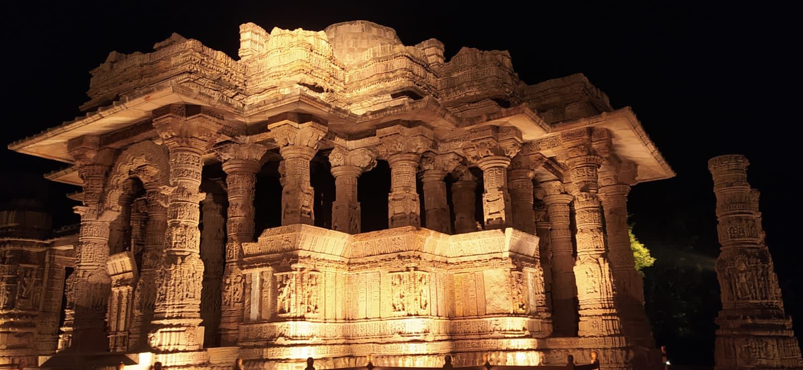 PM Modi to Declare Gujarat’s Modhera as India’s First Solar-Powered ...