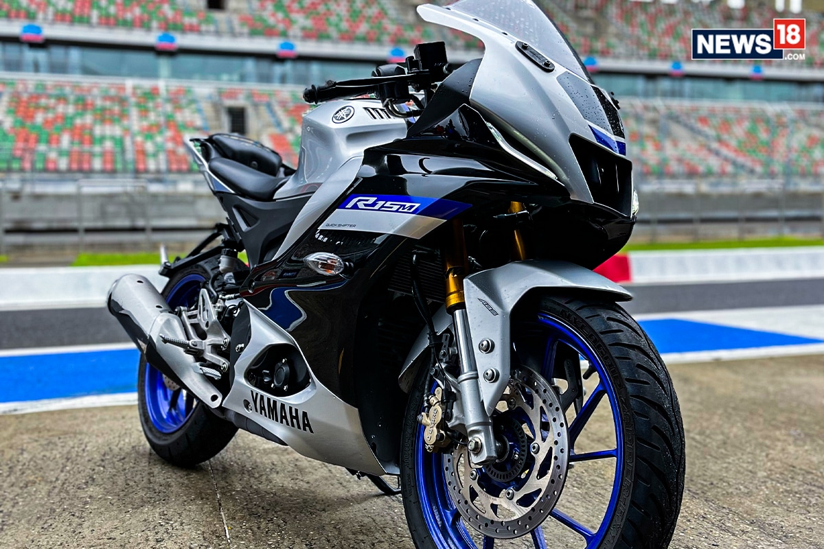 Yamaha R15 V4 M in Pics: See Design, Features and More in Detail - News18