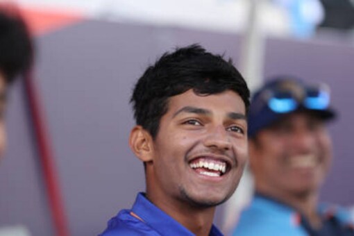 SMAT 2022: Yash Dhull Stars With a 36-ball 73 as Delhi Beat Hyderabad ...