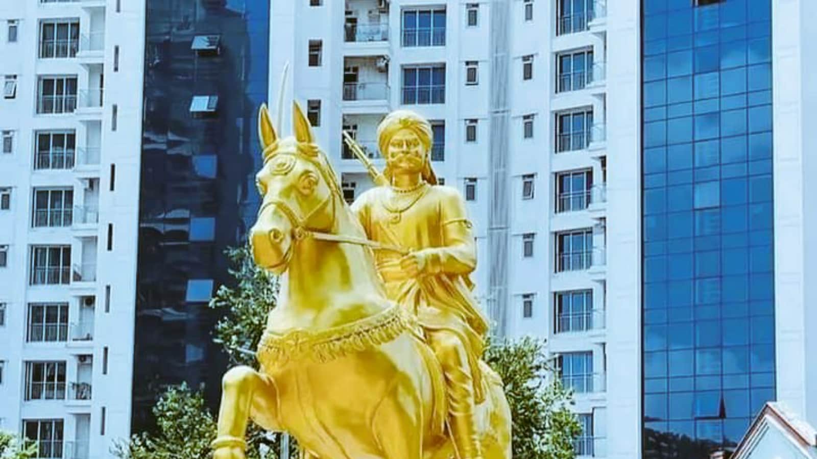 Statues Quo: As Polls Near, Karnataka Politicians Fall Back on ...