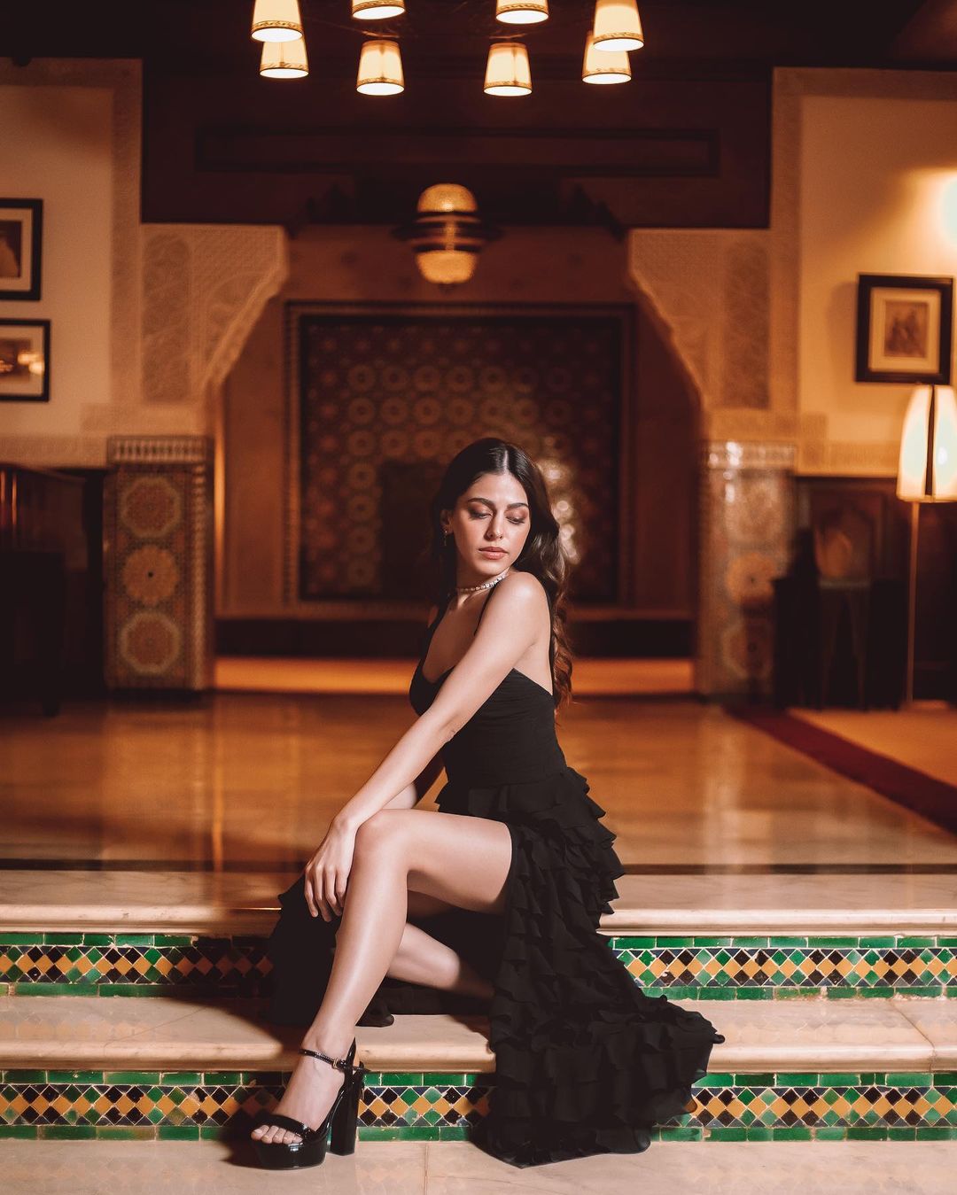 Alaya F Oozes Sexiness In Cleavage-baring Jumpsuit, Check Out The Young ...