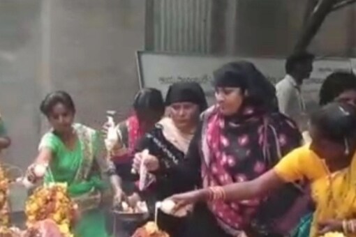 Hindus and Muslims Worship Together in Harmony in this Andhra Pradesh ...