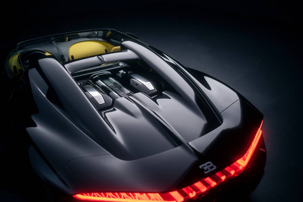 Bugatti W16 Mistral in Pics: See Design, Features, Interiors and More ...