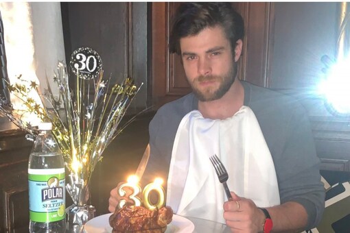 Philadelphia Man Completes 40-day Mission of Eating a Whole Rotisserie ...