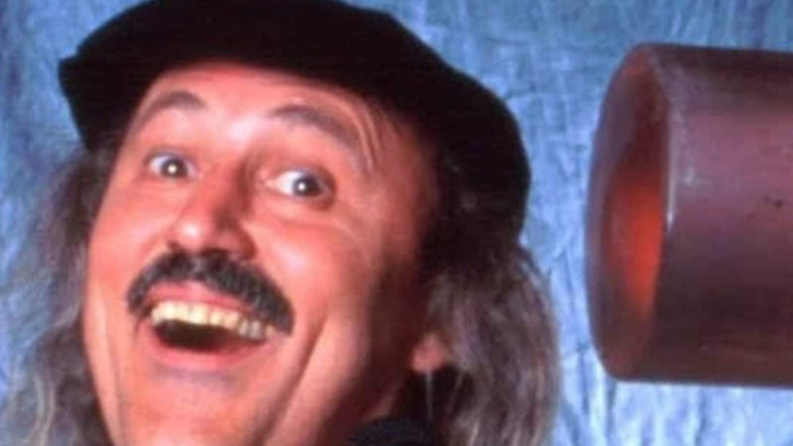 Gallagher, American Comedian Known for Smashing Watermelons, Dies at 76 ...