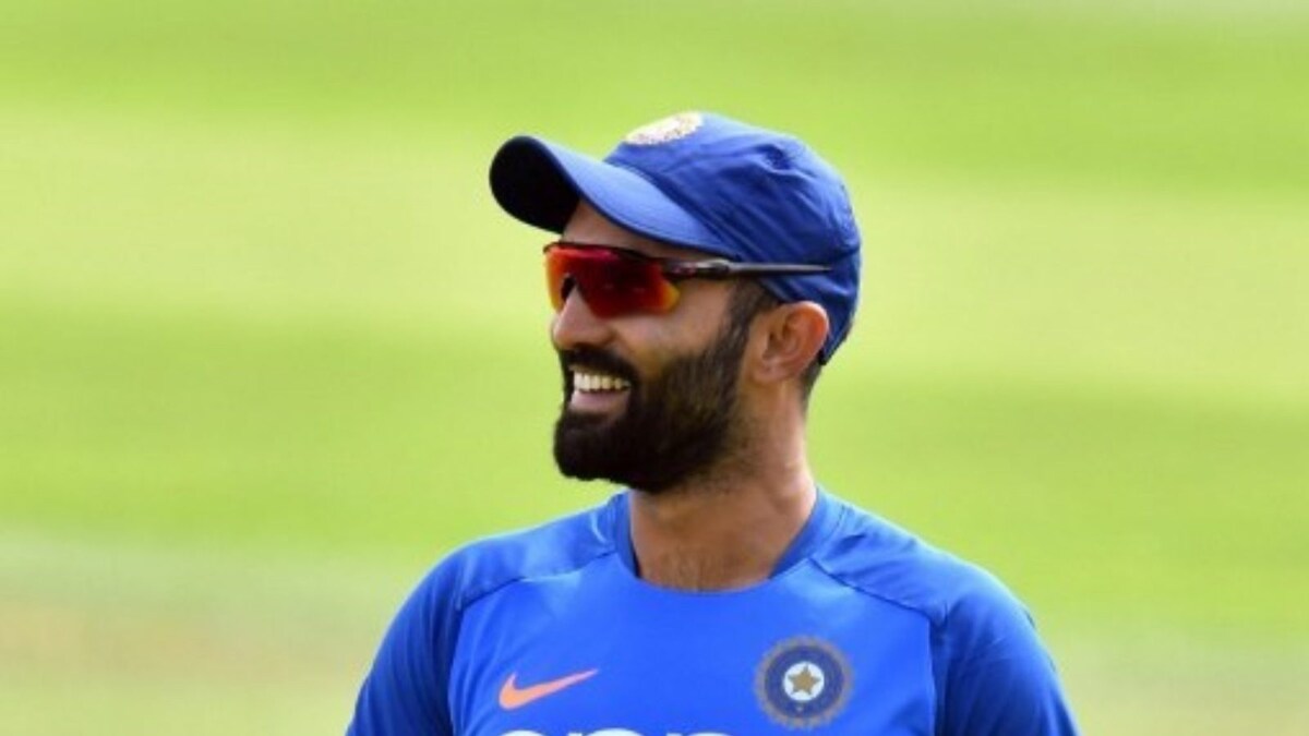 Dinesh Karthik Set To Return to Commentary Box In Border Gavaskar ...