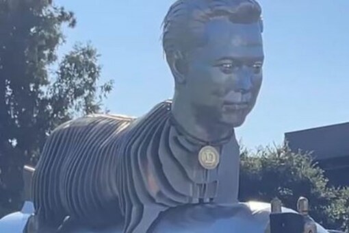 Elon Musk Supporters Build His 30-foot ‘Goat’ Statue Worth Rs 4.8 Crore ...