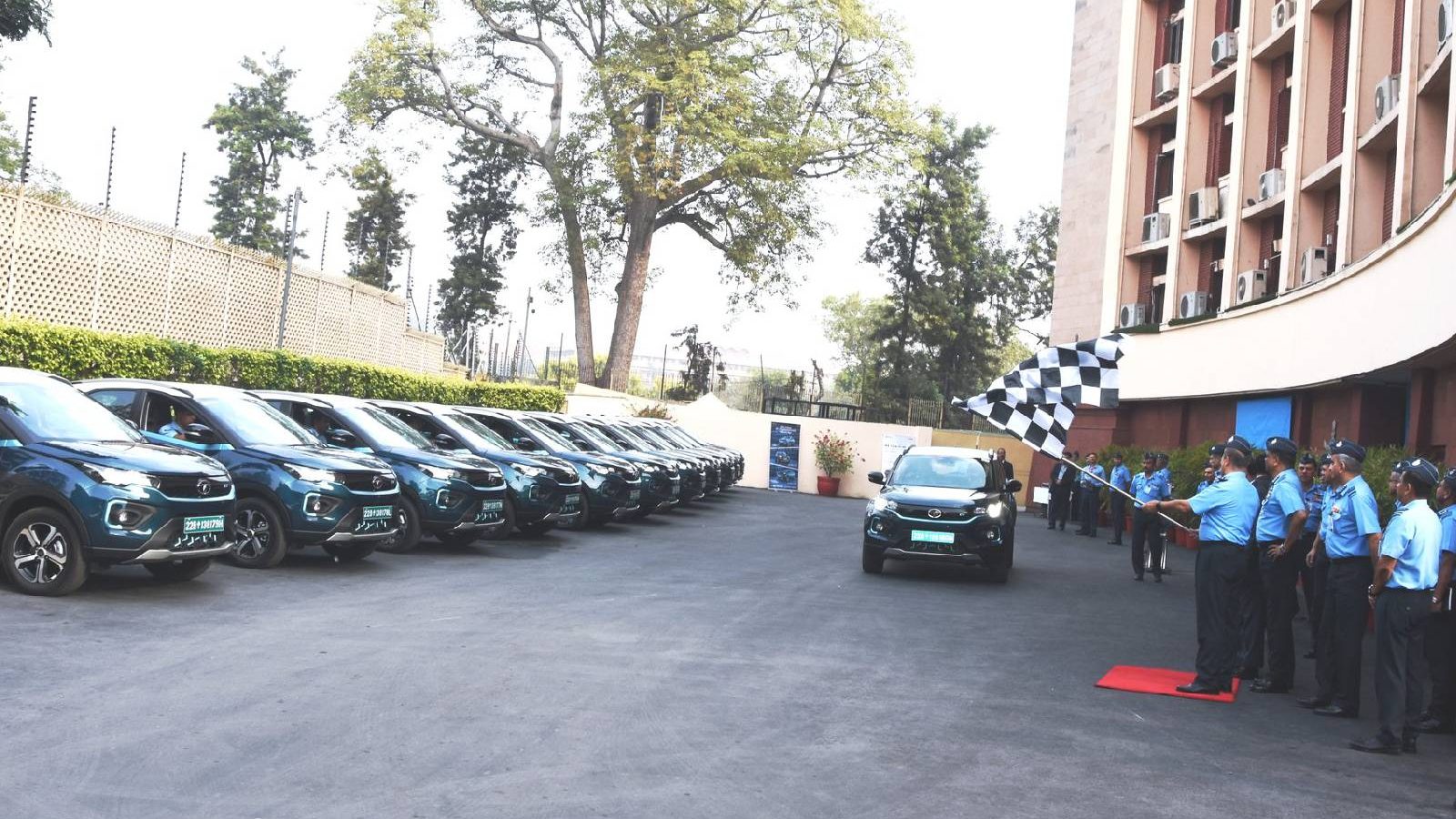 IAF Inducts Fleet of Electric Vehicles, Step Towards Green Mobility ...