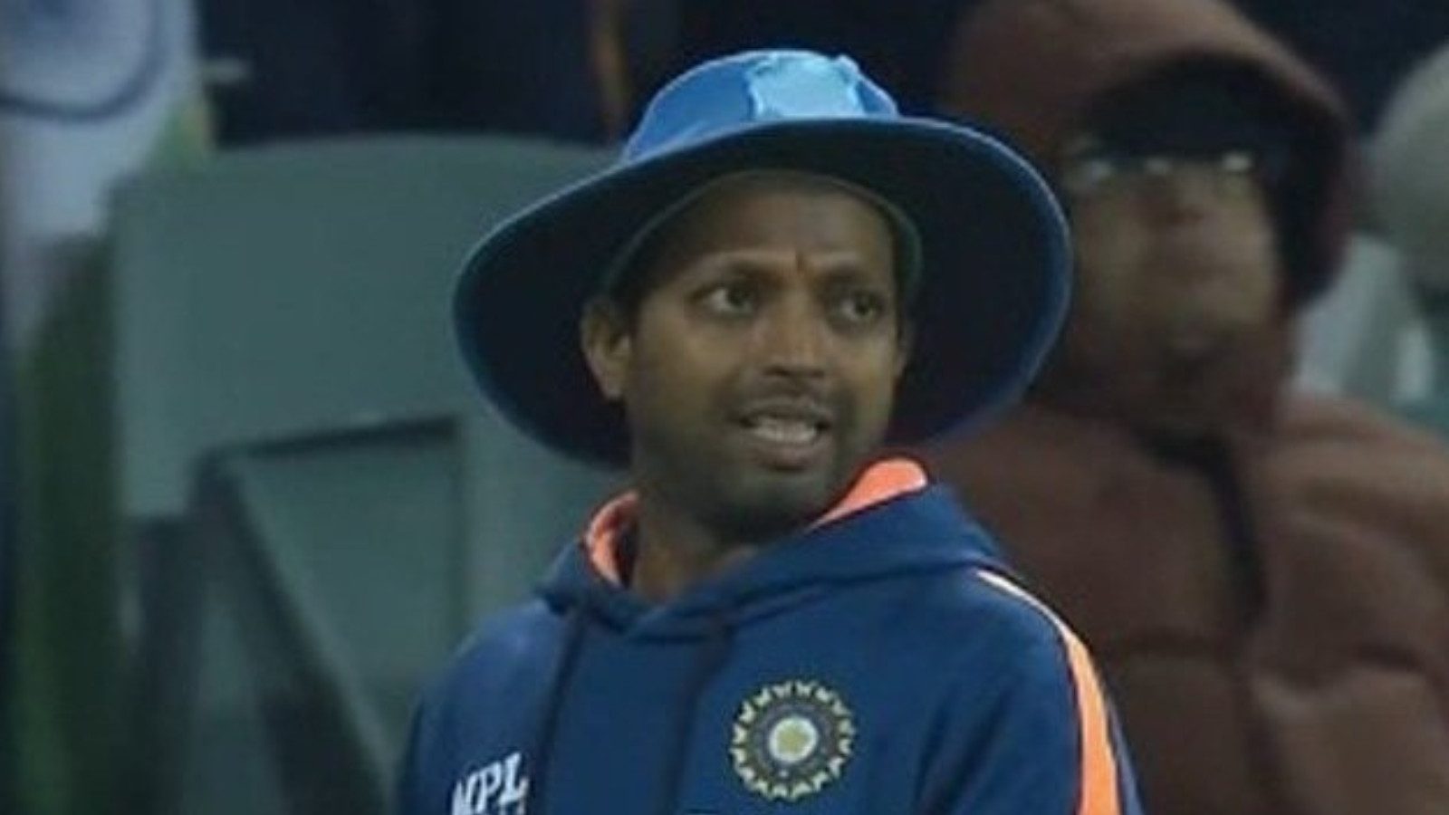 Social Media All Praise for 'Unsung Hero' Raghu After Harsha Bhogle's ...