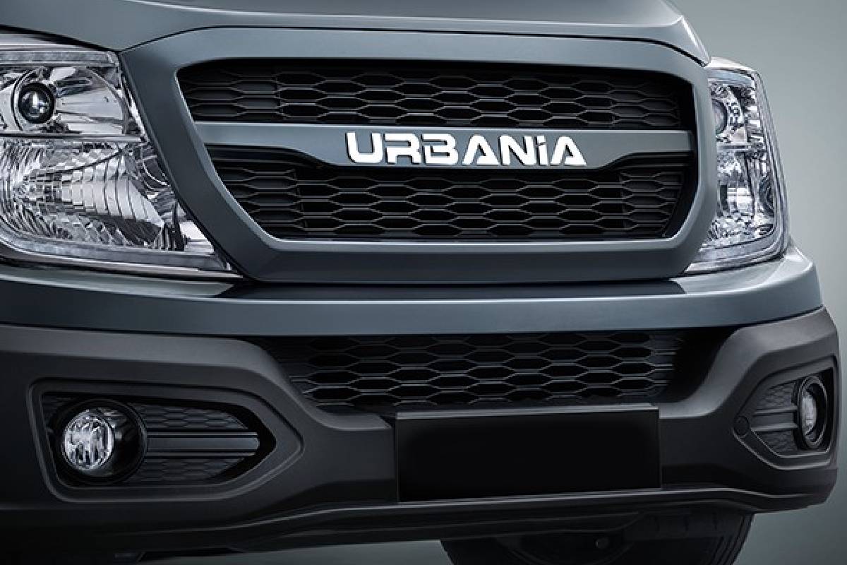 Force Urbania Van in Pics: See Design, Interior, Features and More in ...