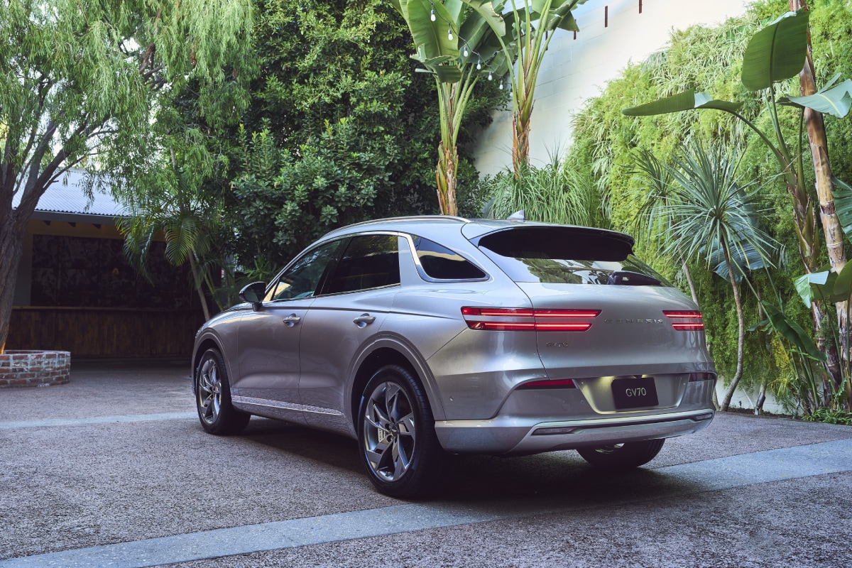 All-Electric Genesis GV70 SUV in Pics: See Design, Features, Interior ...