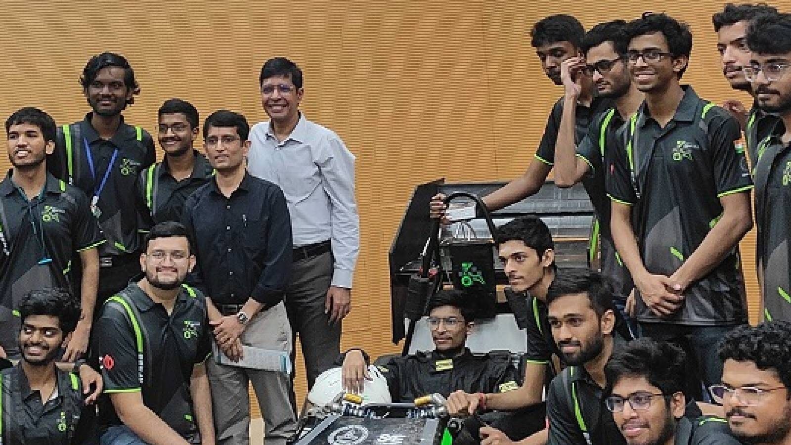 IIT Madras Students Unveil 'RF23' Electric Formula Racing Car | Auto ...