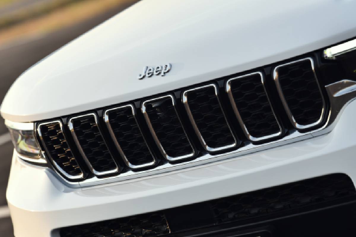 Jeep Grand Cherokee in Pics: See Design, Features, Interiors and More ...