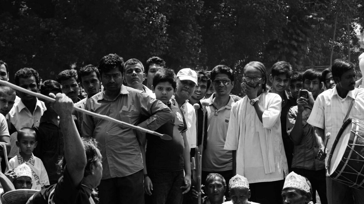 Martial Art 'Lathi' Brings Back Old Tradition in West Bengal - News18
