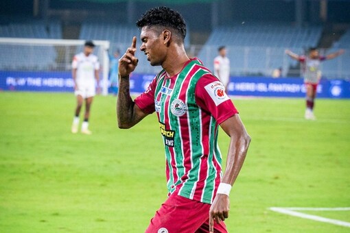 ISL 2022-23: ATK Mohun Bagan Climb Up to 2nd With 2-1 Win Over ...