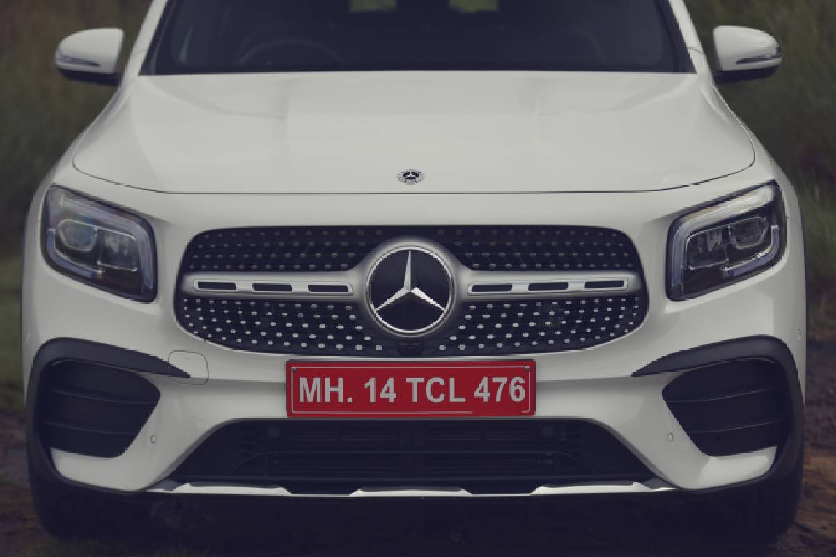 Mercedes-Benz GLB in Pics: See Design, Features, Interiors and More in ...