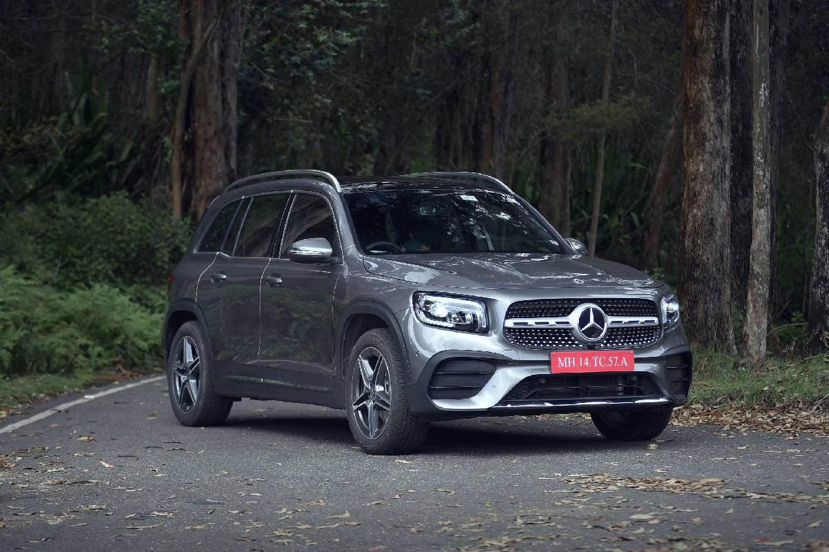 Mercedes-Benz GLB in Pics: See Design, Features, Interiors and More in ...