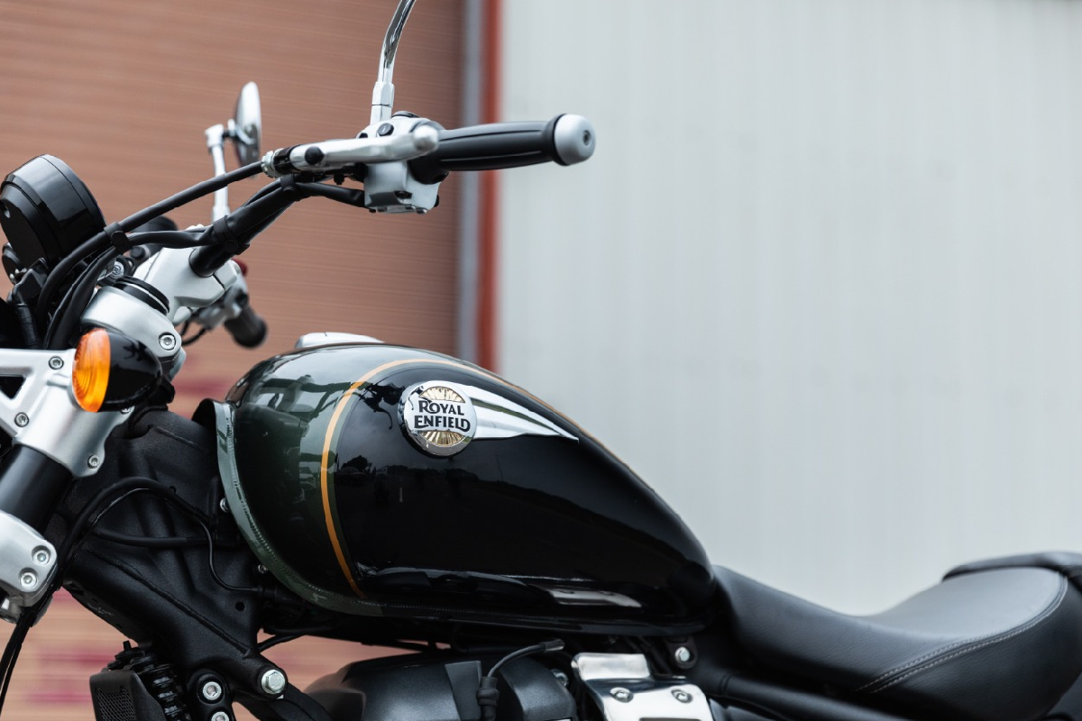 Royal Enfield Super Meteor 650 in Pics: See Design, Features, and More ...