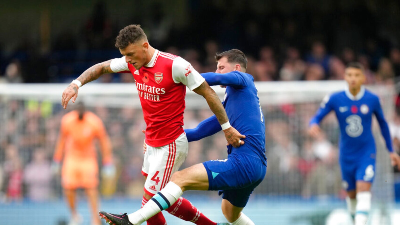 Arsenal Beat Chelsea 1-0 to Go Back Top of Premier League | Football ...
