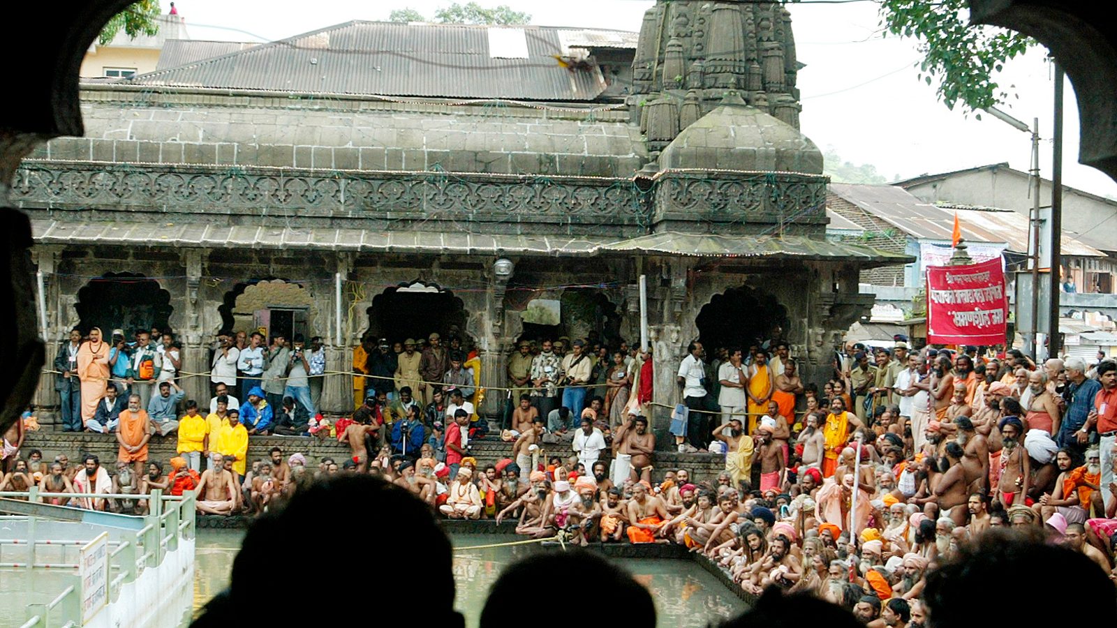 Ice on 'Linga' at Trimbakeshwar: Probe Committee Zeroes in on Three ...