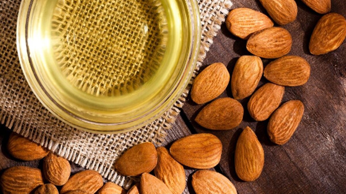 5 Easy And Effective Ways To Remove Makeup Naturally In Winter News18