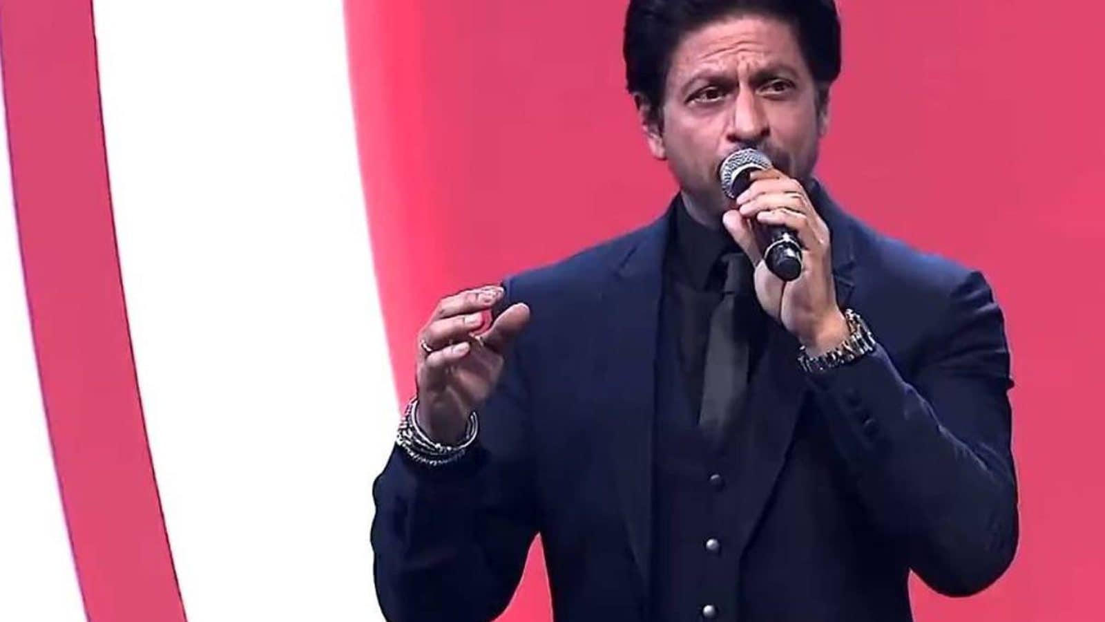Shah Rukh Khan Receives First Global Icon of Cinema and Cultural ...