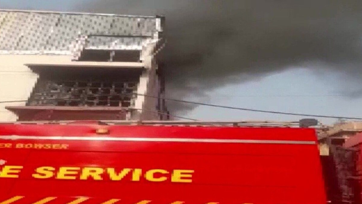 Fire at Six-storey Building in Greater Noida, Over 50 People Evacuated ...