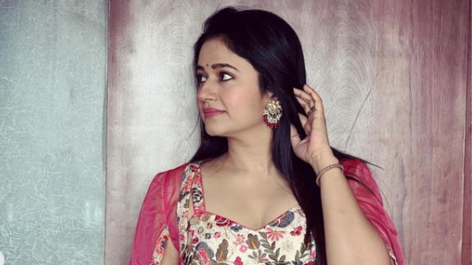 Actress Poonam Bajwa Aces Chic-look For Gurumoorthy’s Audio Launch ...