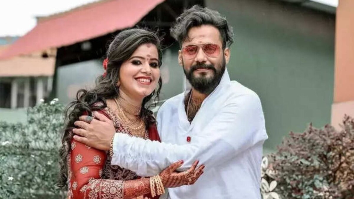 Amid Separation Rumours, Actor Bala Watches Film With Wife Elizabeth ...